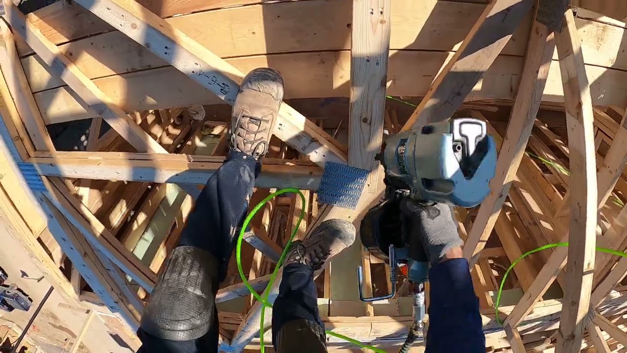 Standing trusses take 2! - YouTube