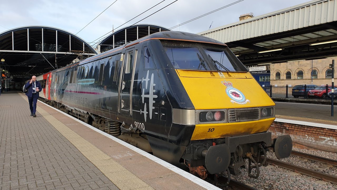 91110 'Battle of Britain Memorial Class 91' Passing through Newcastle ...