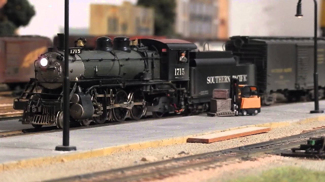 Southern Pacific 4-6-2 - YouTube