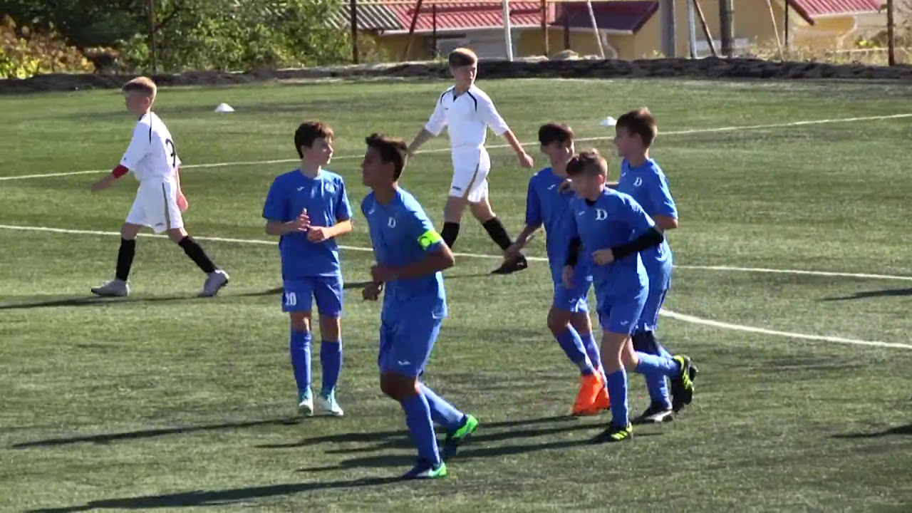 CS Petrocub Hincesti(2006) 0-2 CSC Dinamo Chisinau(2006) 07.10.2018 ...