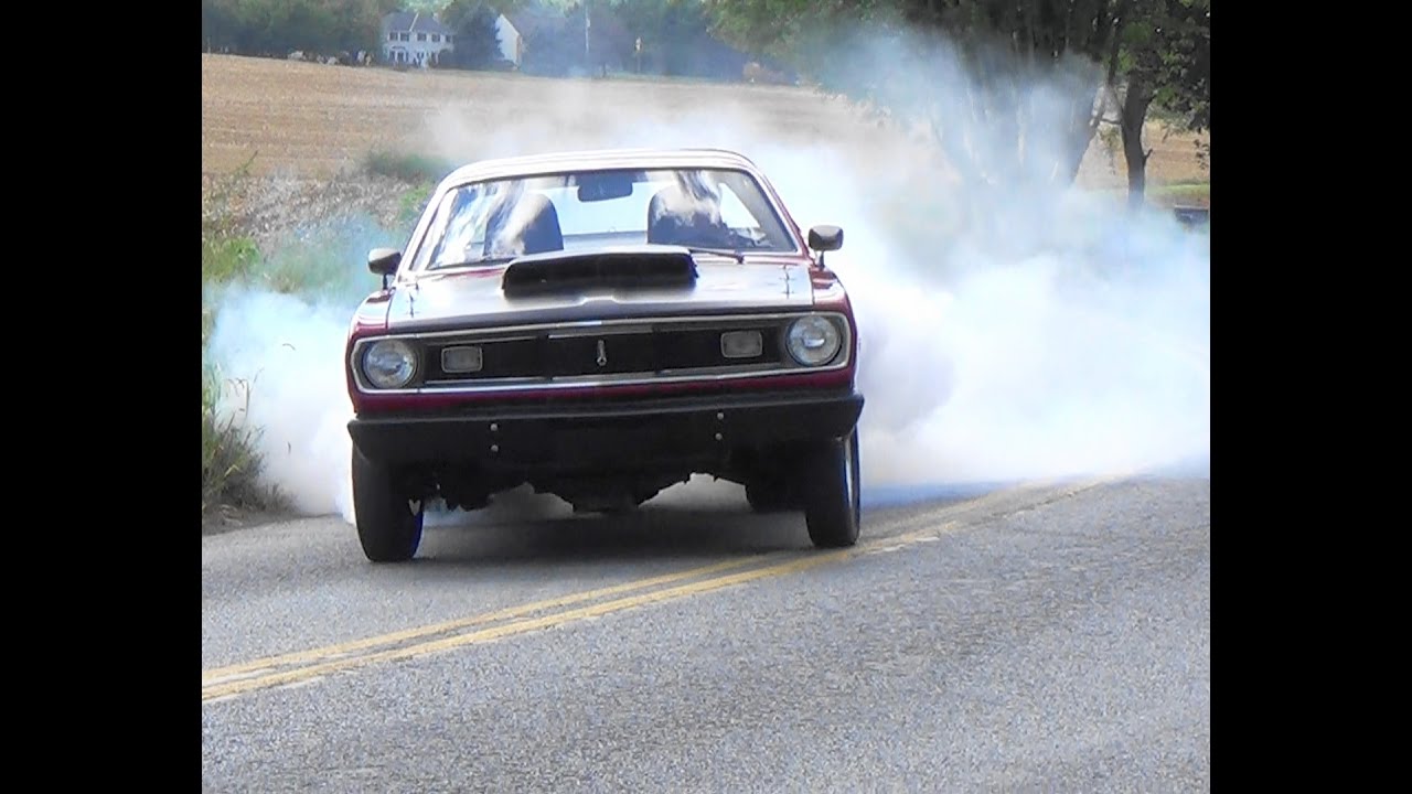 Randy Ecker Burnout 70 Plymouth Duster 440+6 pack lick n shine 2016 ...