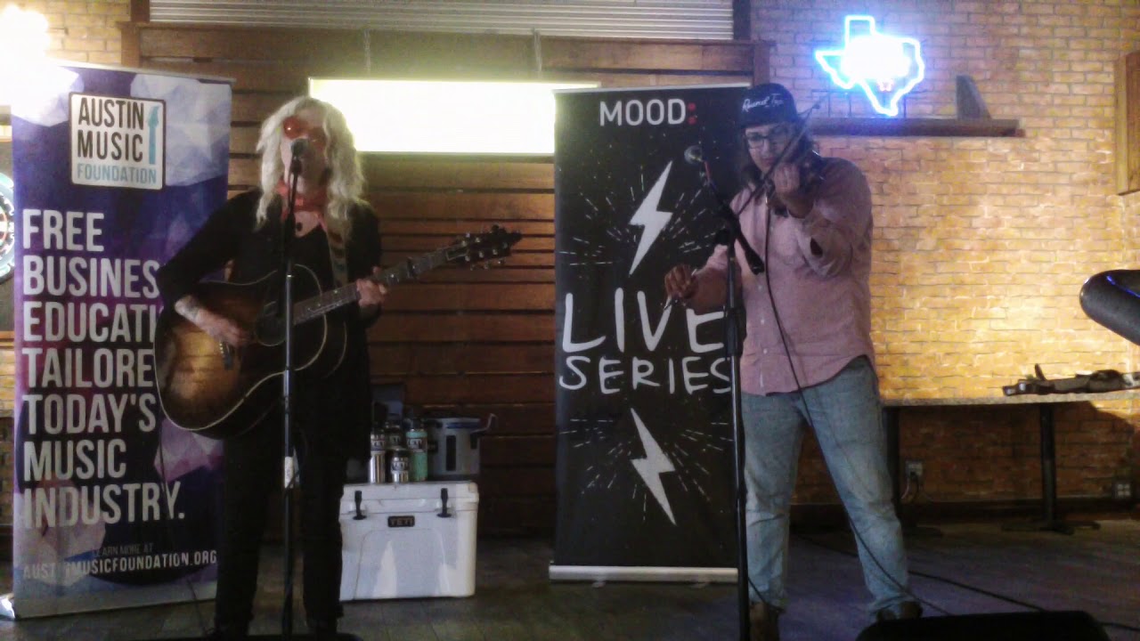 Jaimee Harris - On the surface - Opal Divine's Austin Grill 6/12/18 ...