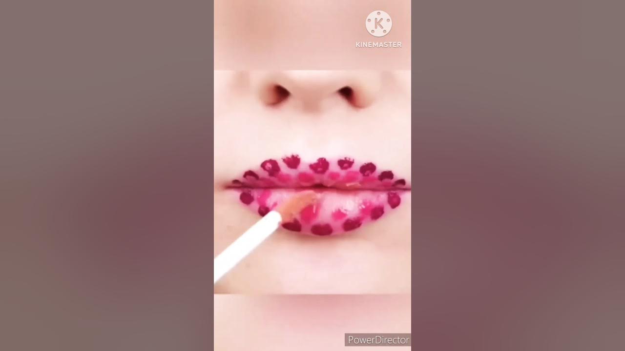 Viral Lipstick Hack π³π Shorts Tiktok Viral Hacks Makeup Ytshorts