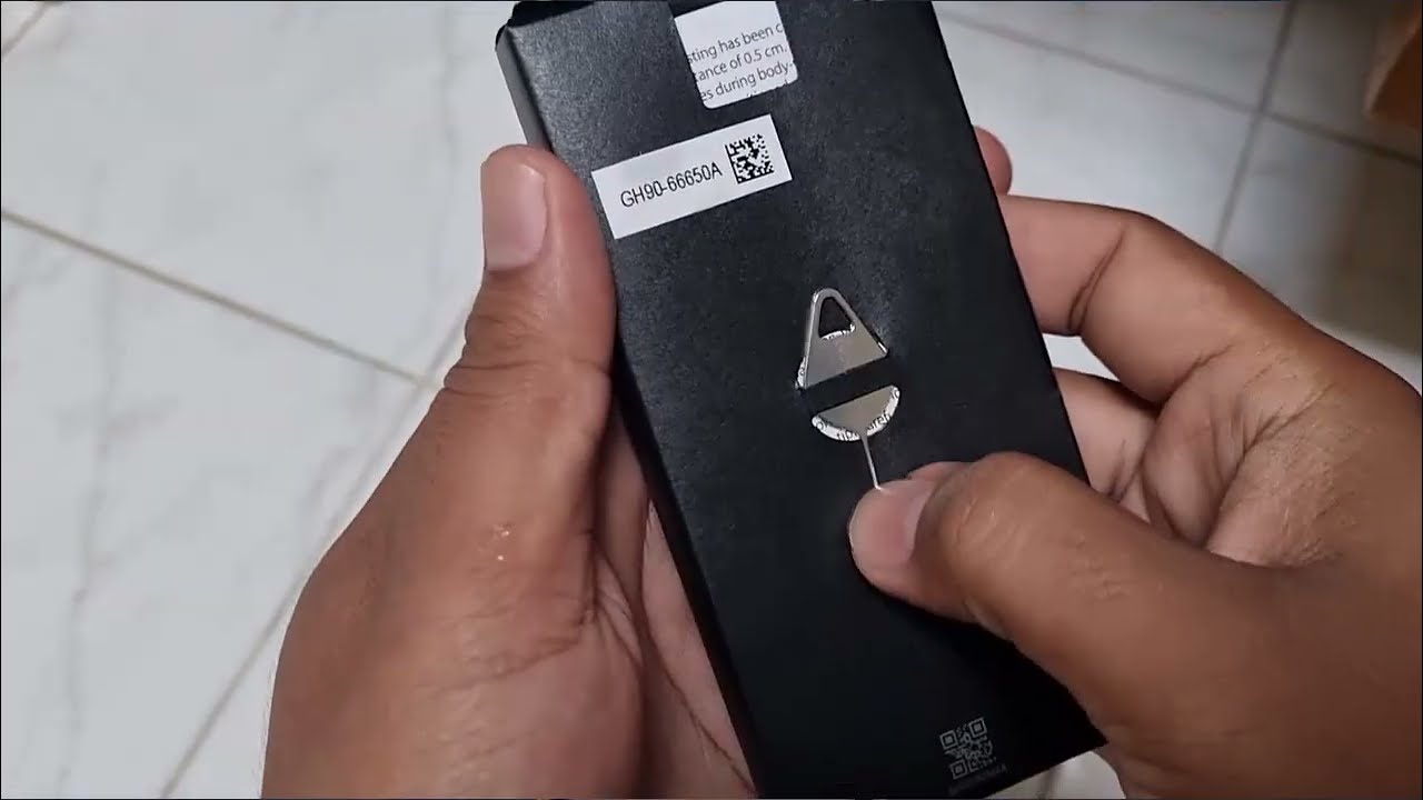 Samsung Galaxy S22 : How to Insert dual nano SIM card - YouTube