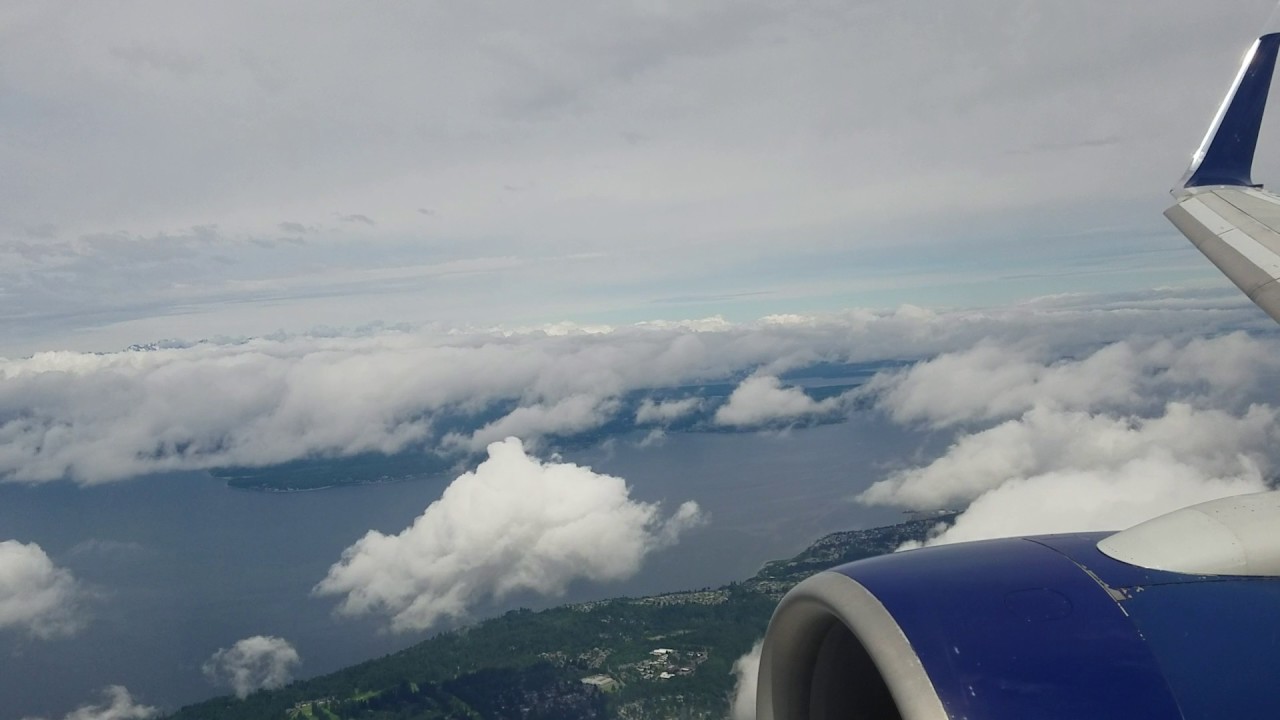 Delta flight 2858 Seattle arrival. Boeing 757-300 Seat 17F 6.16.17 ...