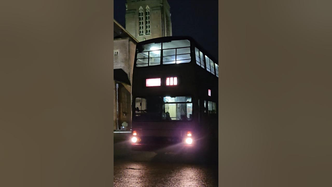 Preserved KMB S3M249 EL7659(G899 COY) leaving Guildford Cathedral - YouTube