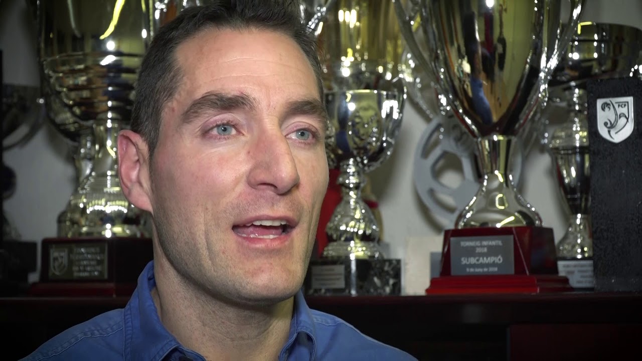 Reportatge Bernardo Simón (Nit arbitratge català 2019) - YouTube