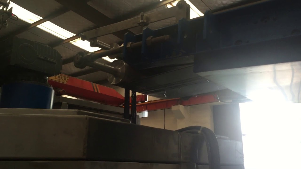 Hanging production line for cooling rubber sheet - YouTube