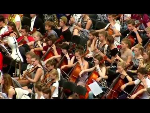 Frankfurt sets record for the world's largest orchestra - YouTube