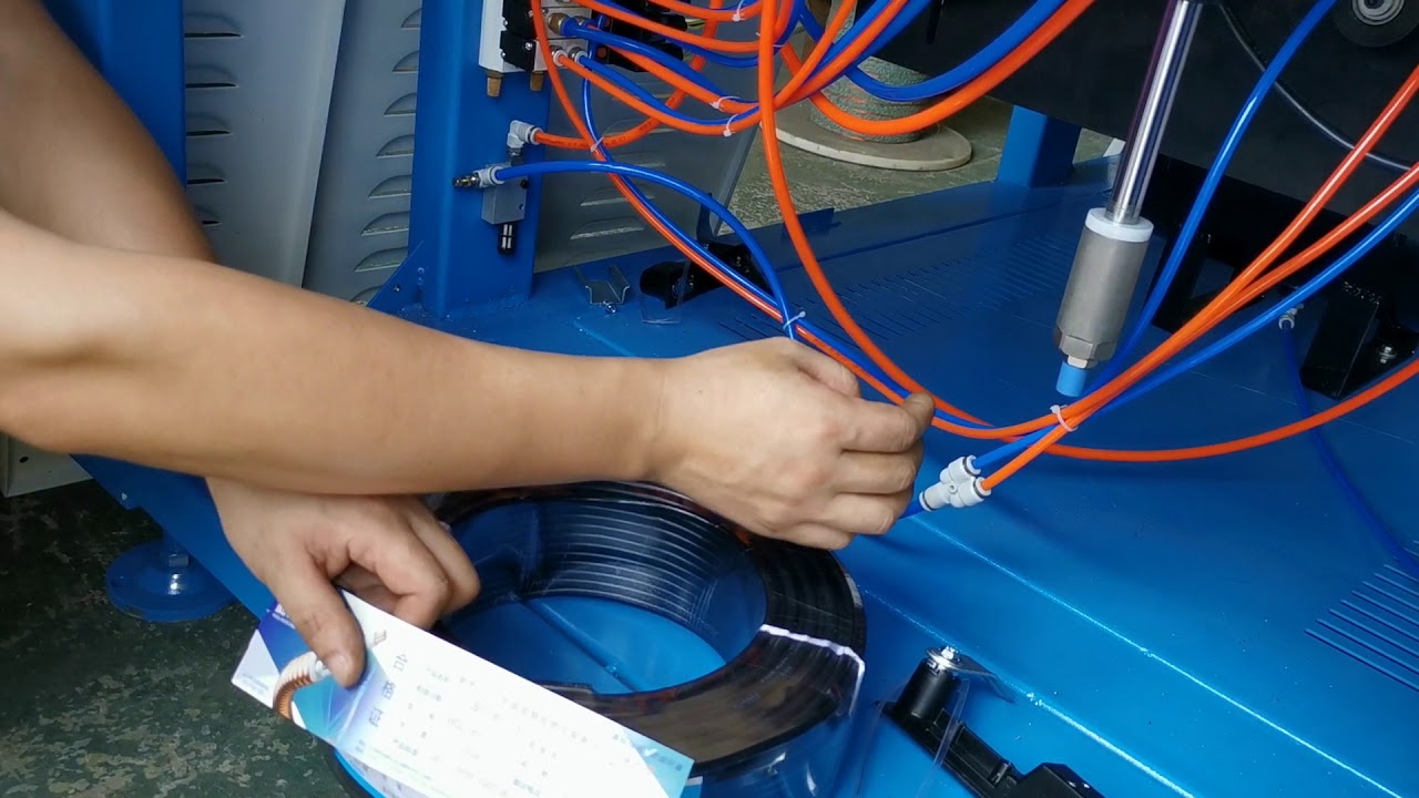 How to adjust label position up and down - YouTube