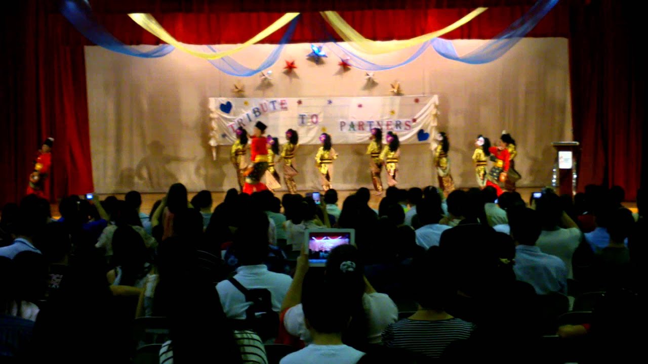 Fengshan Primary School kids with Hayunan Langkah - YouTube