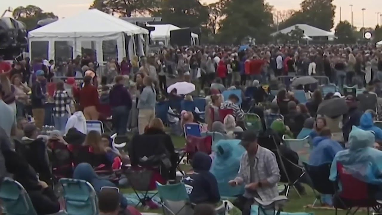 Foo Fighters, Noah Kahan to headline Soundside Music Festival - YouTube