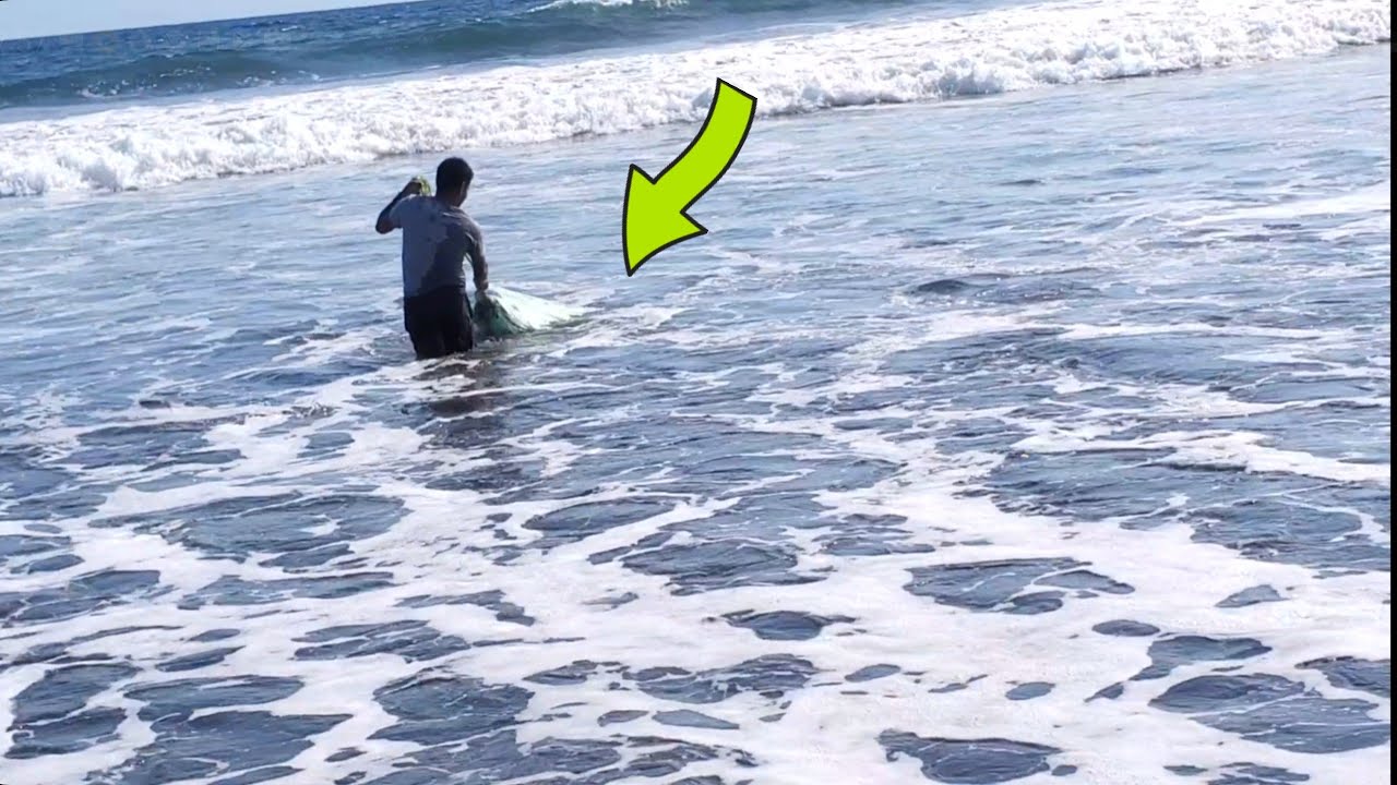 nadie se imaginaba lo que ese día iba atrapar con la atarraya en la ...