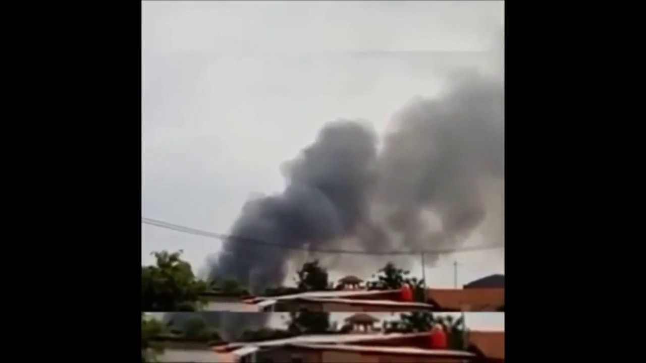 RAW FOOTAGE: Indonesia Fireworks Factory Explosion - YouTube