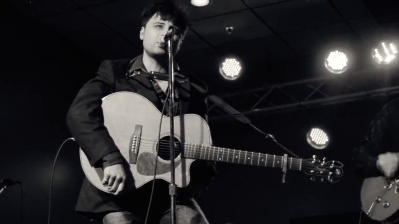 TIM ANDREWS -GOTTA FIND A REASON | @ THE FORUM - YouTube