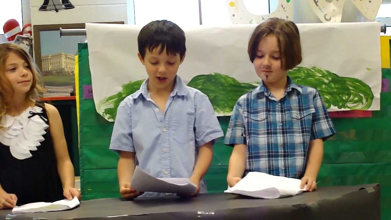 Why Bear Has A Stumpy Tail - YouTube