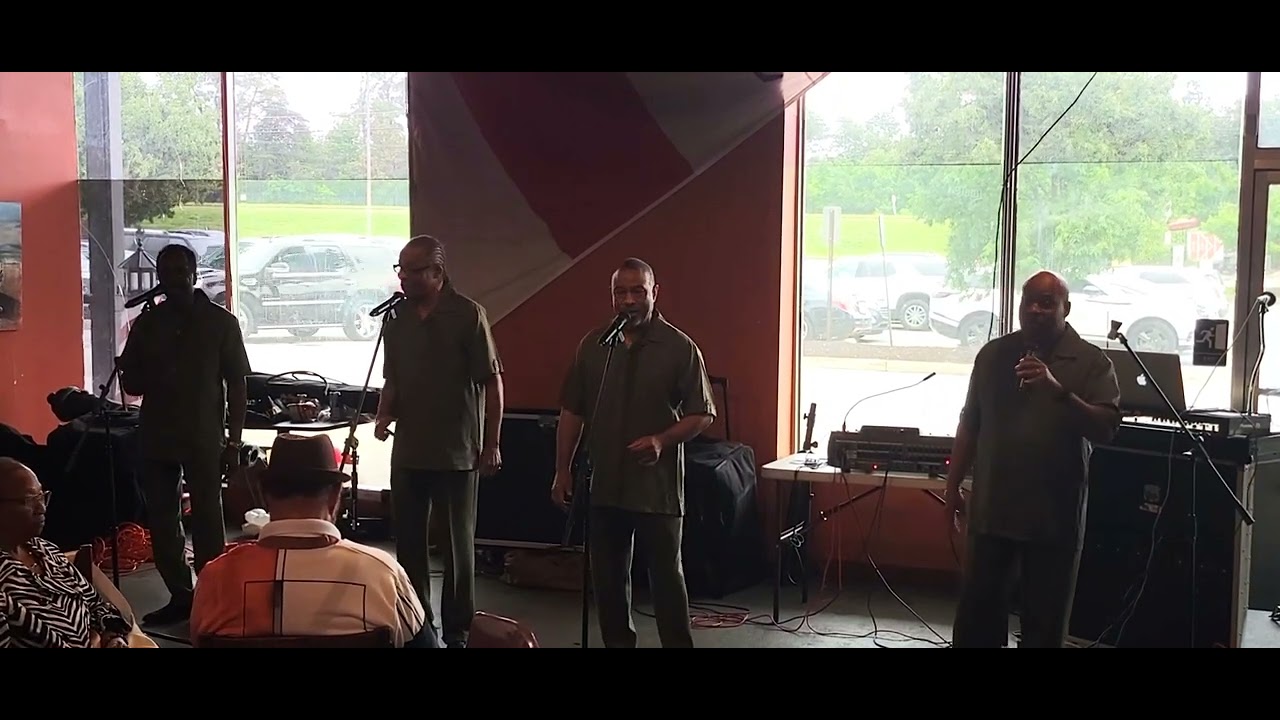 Skip Mahoney's Casuals sings "Traveling Man" at C-Crab in Camp Springs ...