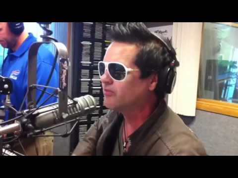 BUFFALO BILLS SONG- live on 97 Rock (Tom Sartori) - YouTube