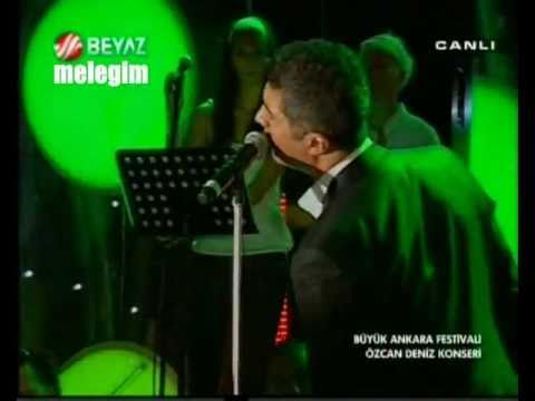 Özcan Deniz-Bi Dudaktan-4.Büyük Ankara Festivali-(10.07.2011)