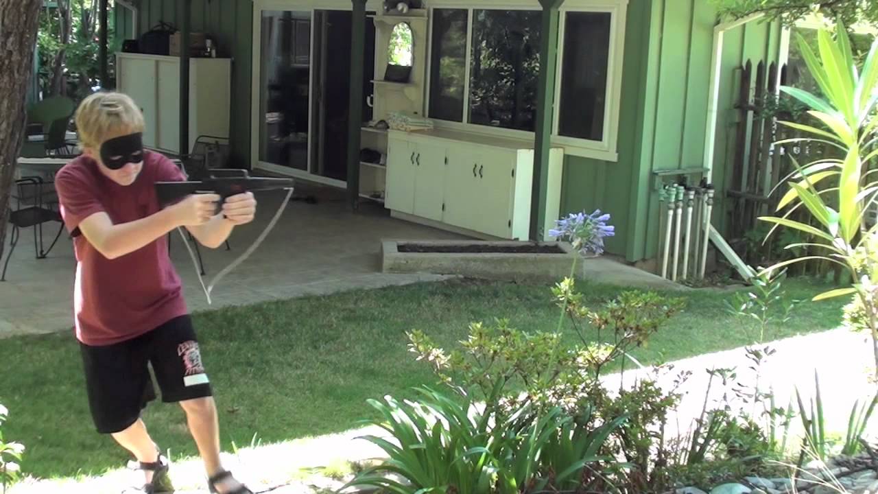 A Goofy Robbery - YouTube