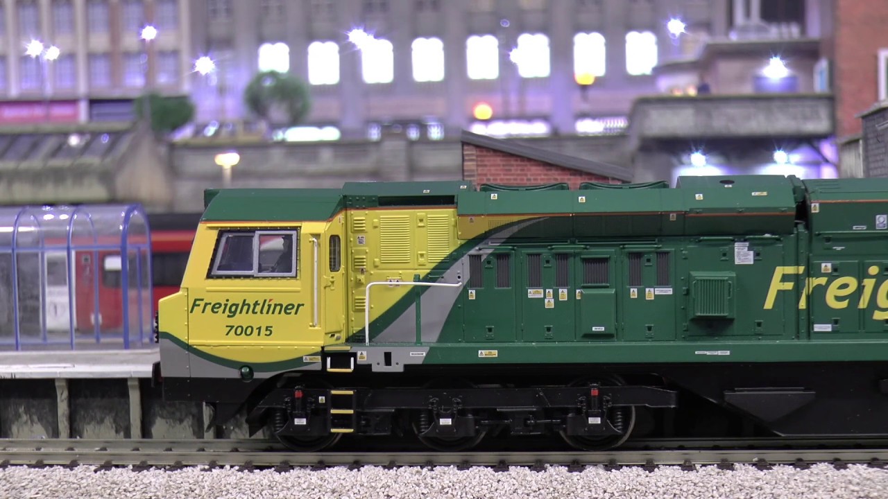 Three new locos, a running session and a happy New Year. 31-12-2019 ...