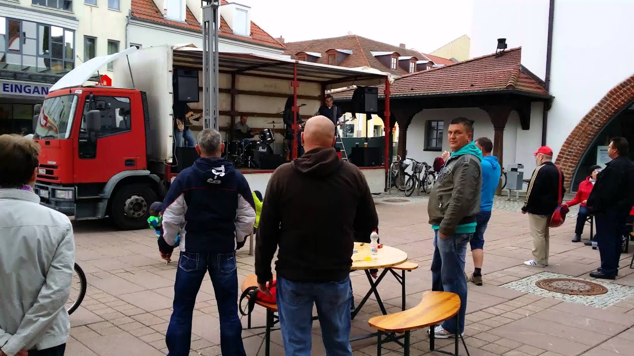 Scarlet Vega am Herrentag in Fürstenwalde - YouTube
