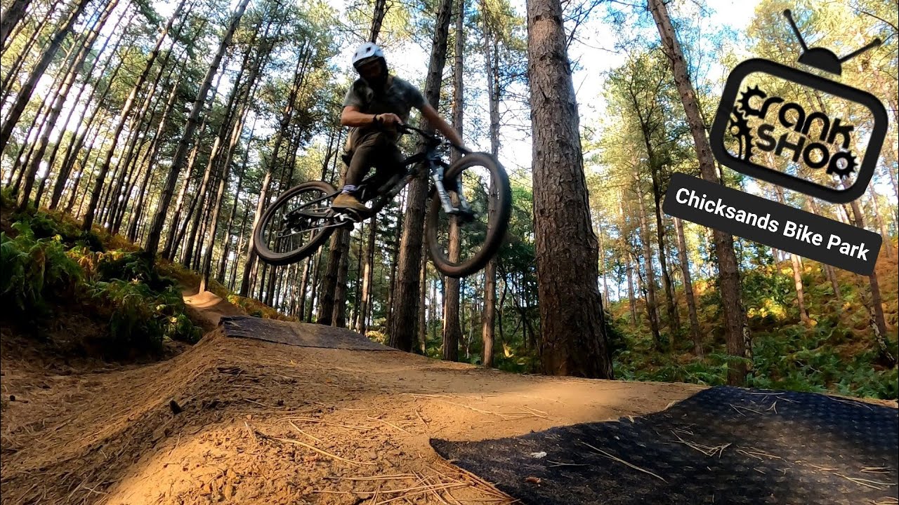 Chicksands Bike Park Flow Line and Big Drop - YouTube