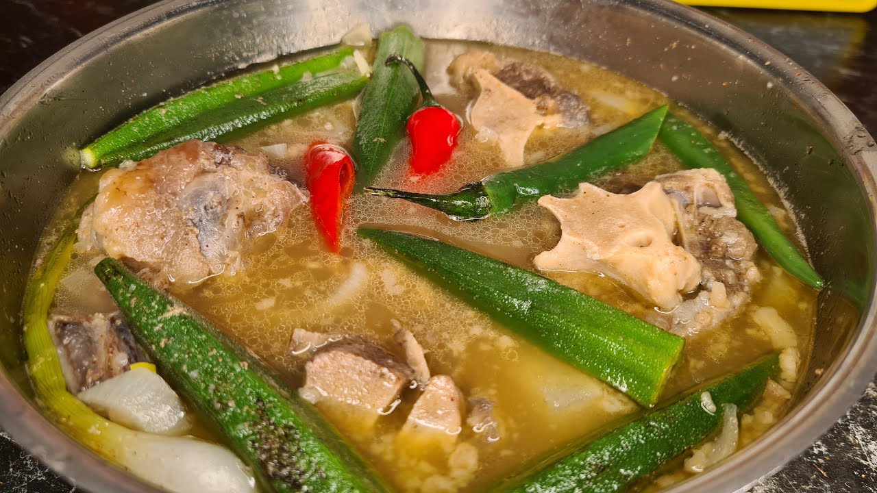 OXTAIL SINIGANG | SINIGANG NA BUNTOT NG BAKA | COOKBANG OXTAIL SOUP ...