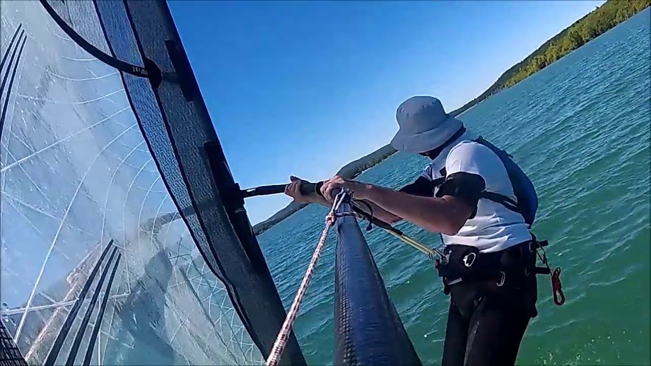 Lechner A390 Leran 20 05 20 Lac de Montbel - YouTube