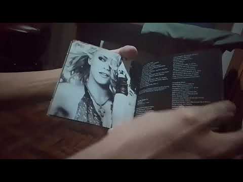Shakira Laundry Service CD Unboxing
