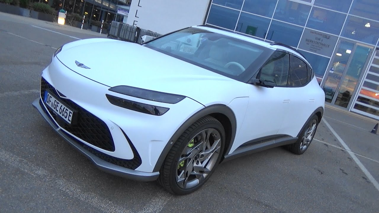 Genesis GV60 AWD Dual Motor Sport Plus - Motorworld Böblingen - YouTube