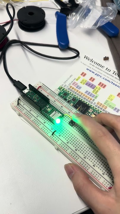 Digital Lab2 Basic I/o with Arduino Q1 - YouTube