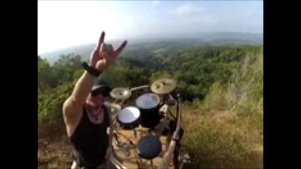 nge-Drum di atas bukit - YouTube