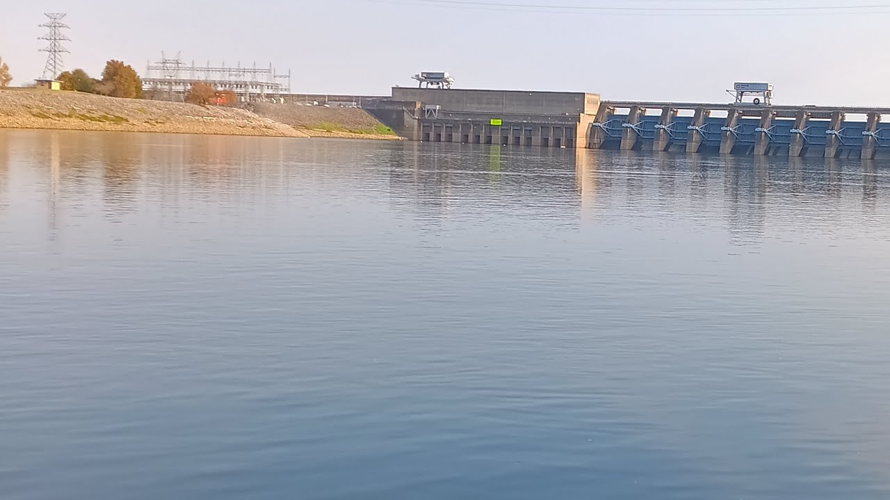 Live Fishing Below Barkley dam #livestreamWithYouTube - YouTube