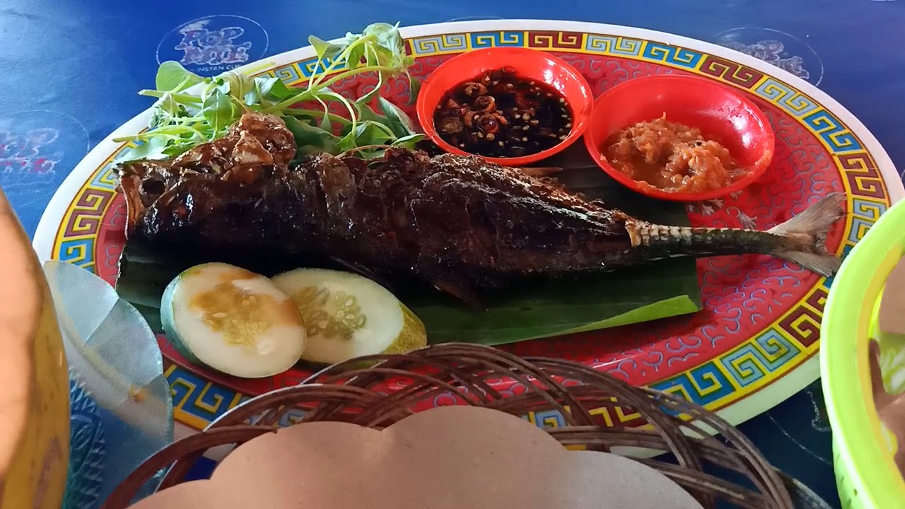 Ikan Cakalang Bakar Sambal Kecap - YouTube