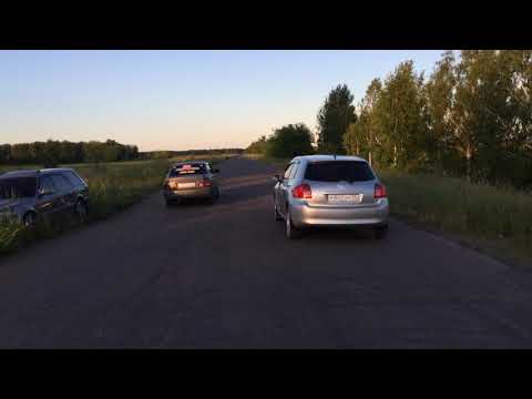 LADA Priora 1.6 мт vs Toyota auris 1.6 мт
