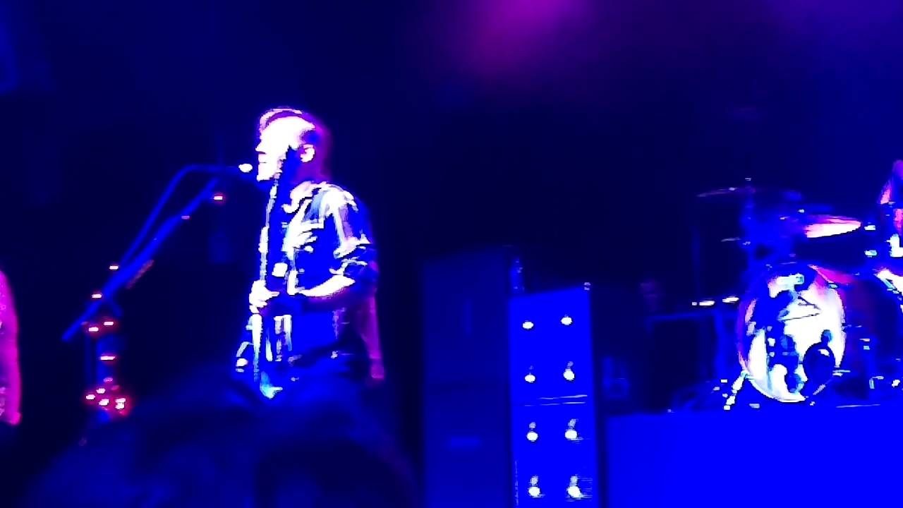 Seether "Breakdown" Live - YouTube