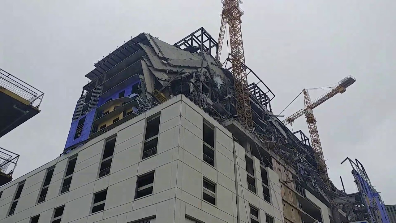 Hard Rock Hotel collapse downtown New Orleans - YouTube