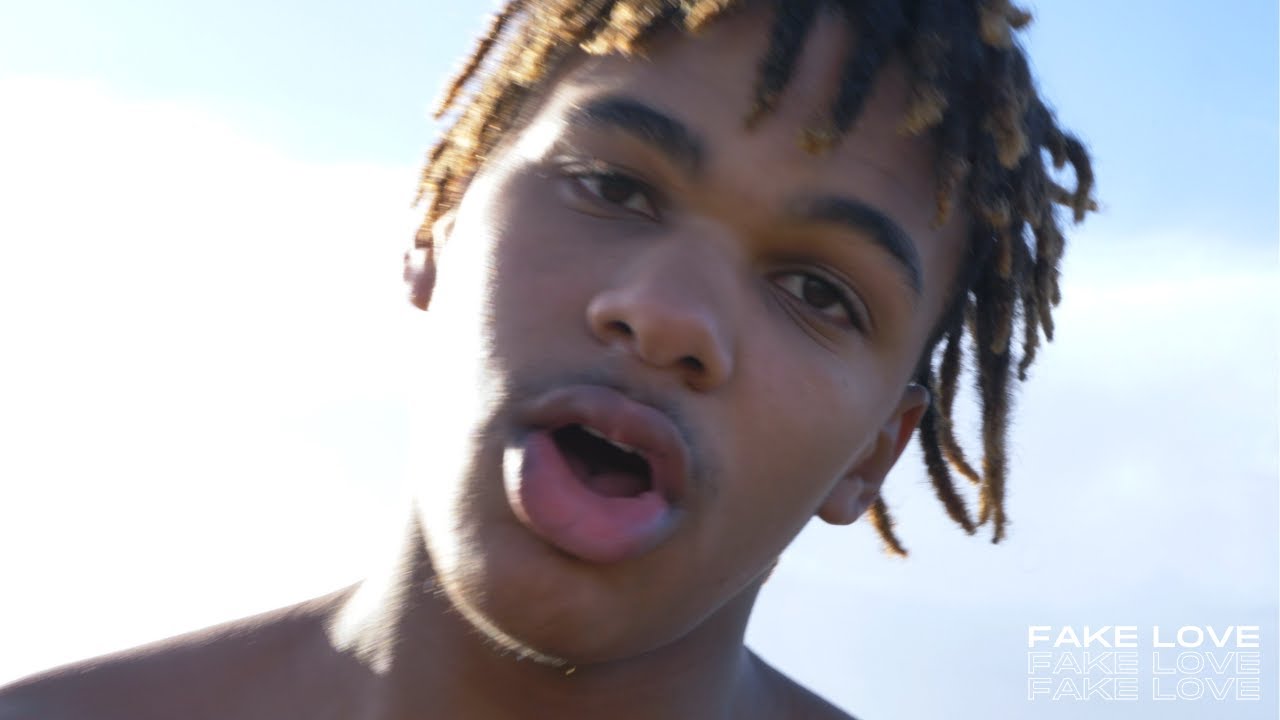 Digitz - FAKE LOVE (Official Video) - YouTube