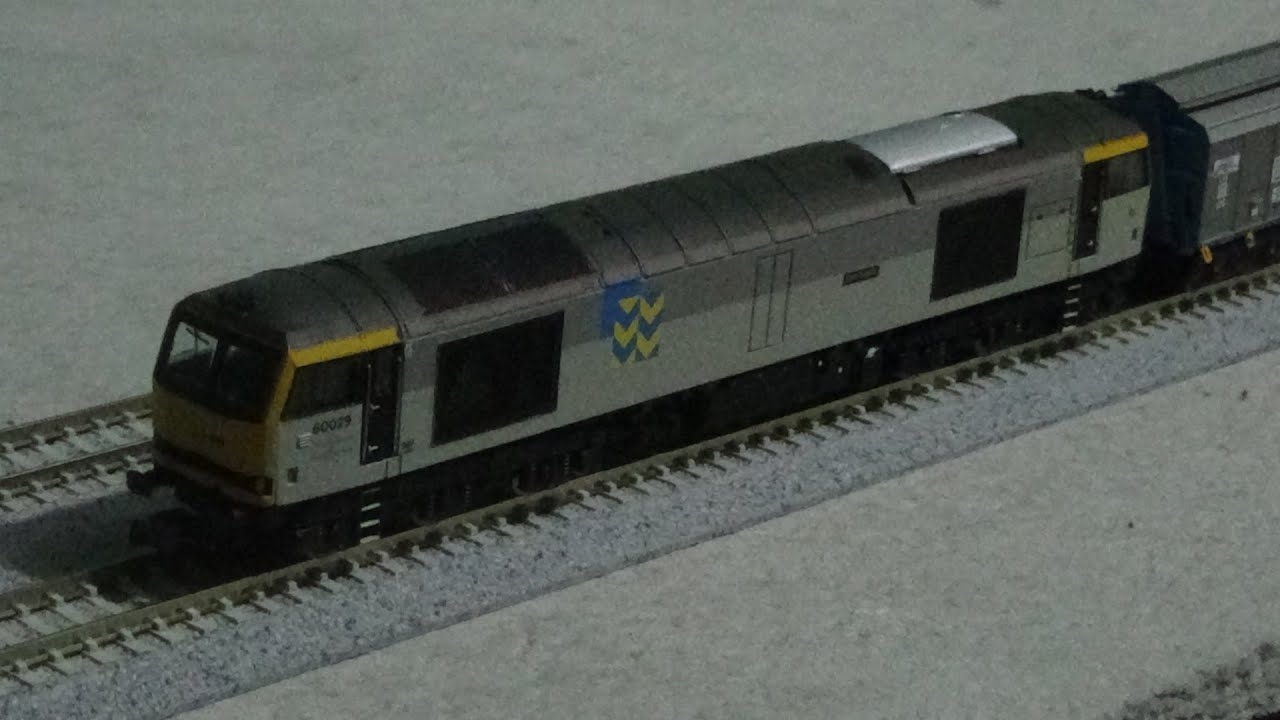 Graham Farish 371-356 | Class 60 Diesel Locomotive | BR Sector Metals ...