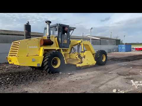 Bomag Soil Stabilizer/Recycler MPH122 - YouTube