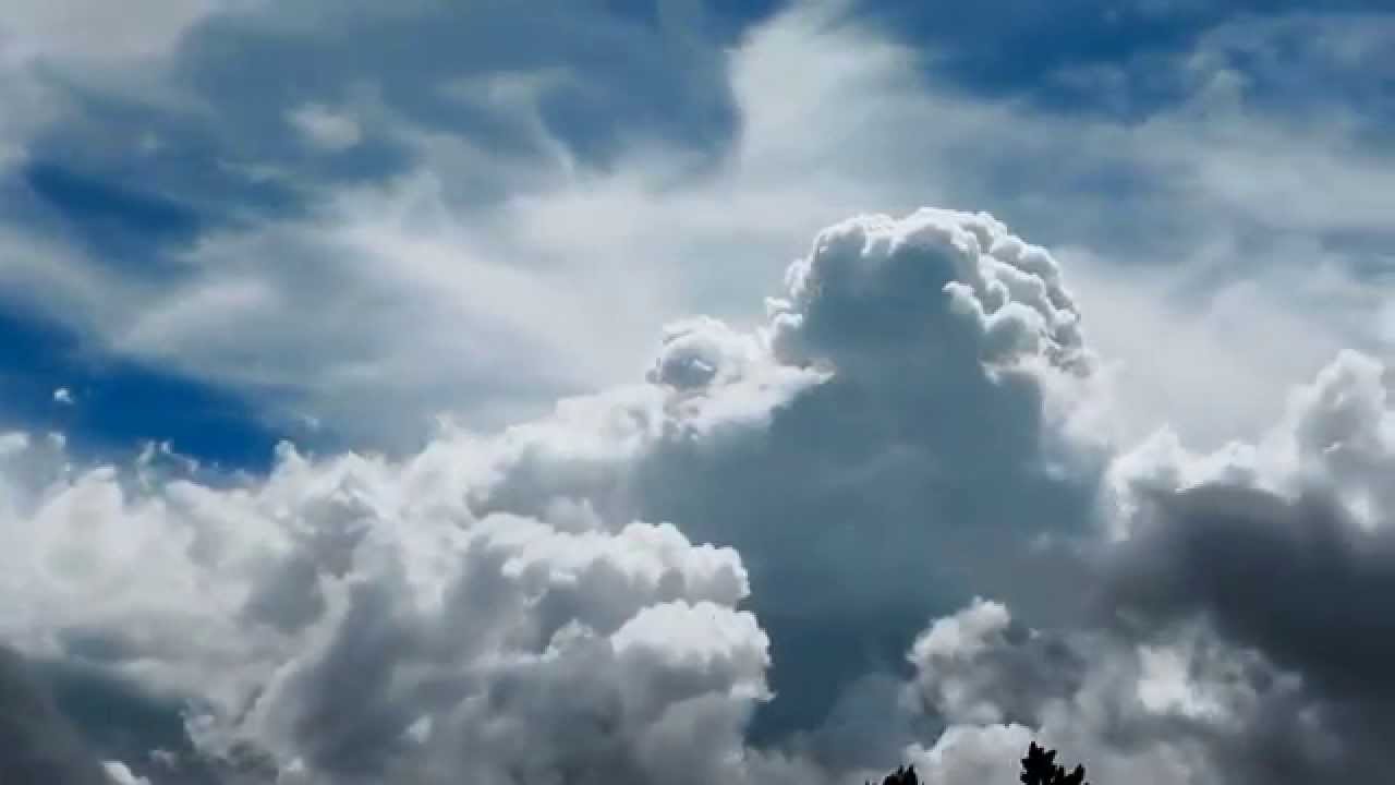 Dramatic time-lapse of cumulus growing - YouTube