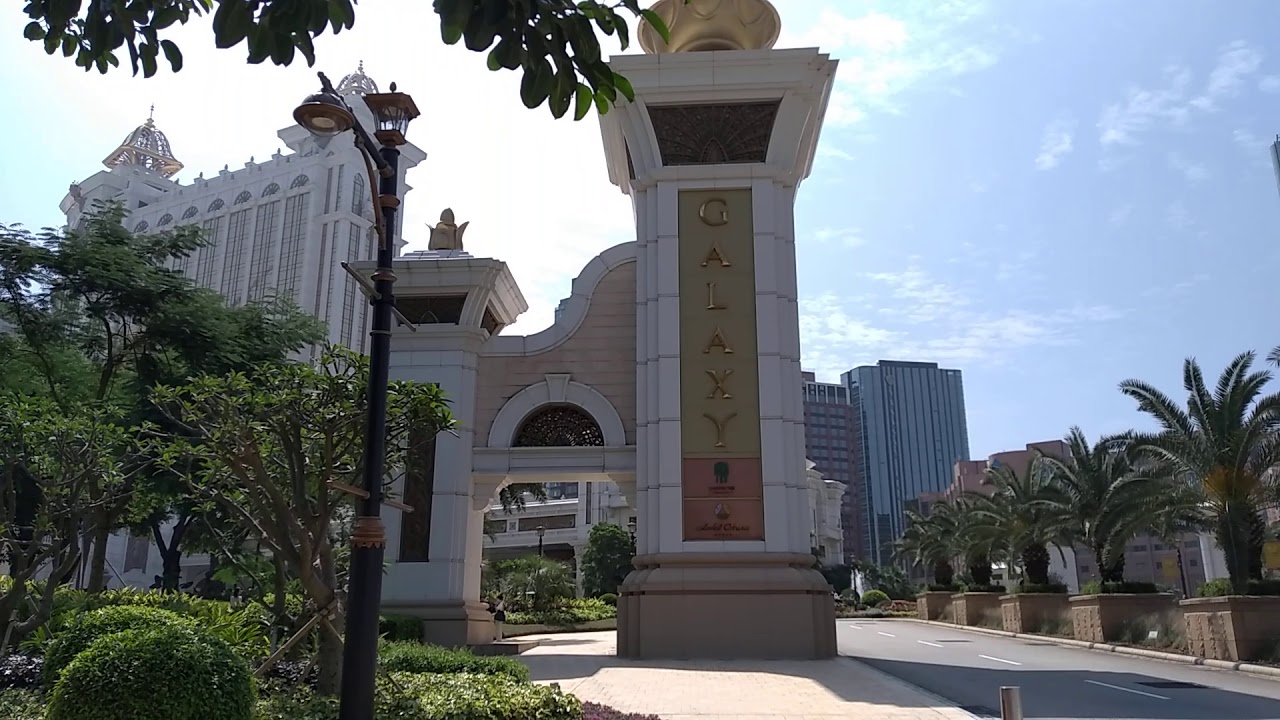 GALAXY MACAU SOUTH GATE. - YouTube