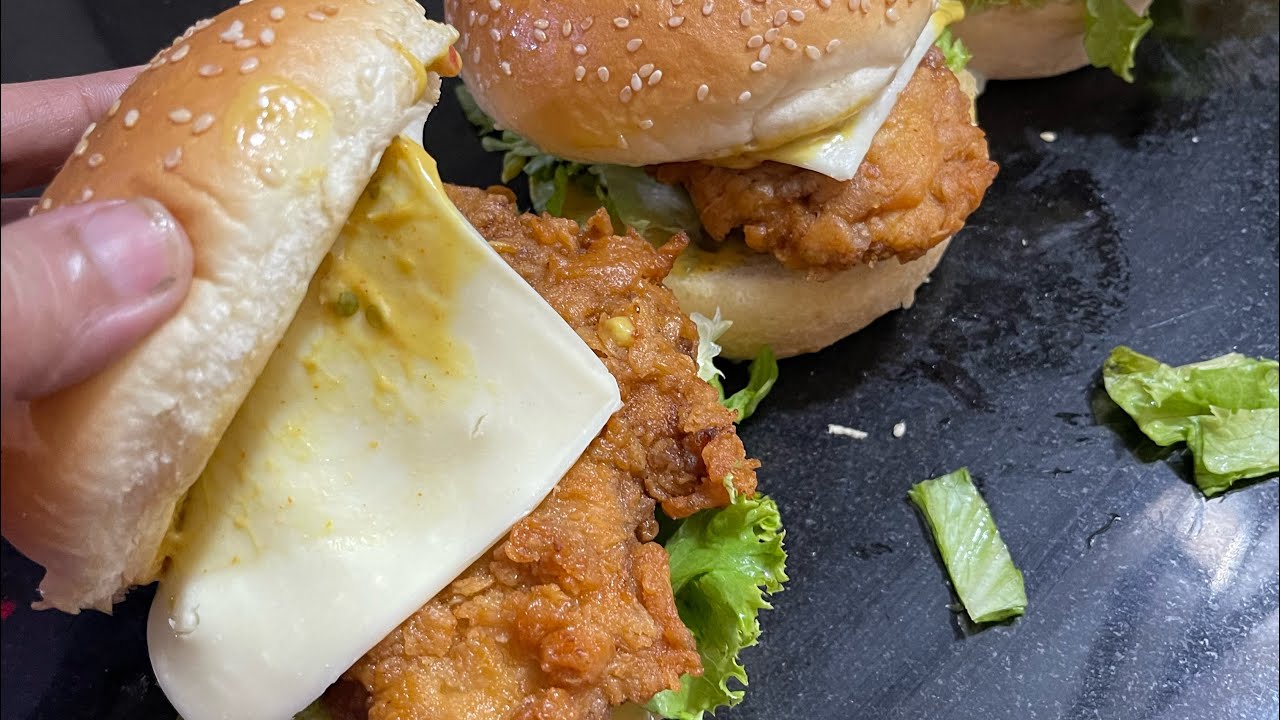 Zinger Burger 🍔 Soft juicy & tender chicken - YouTube