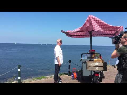 24 Kitchen met Rudolf op Urk.
