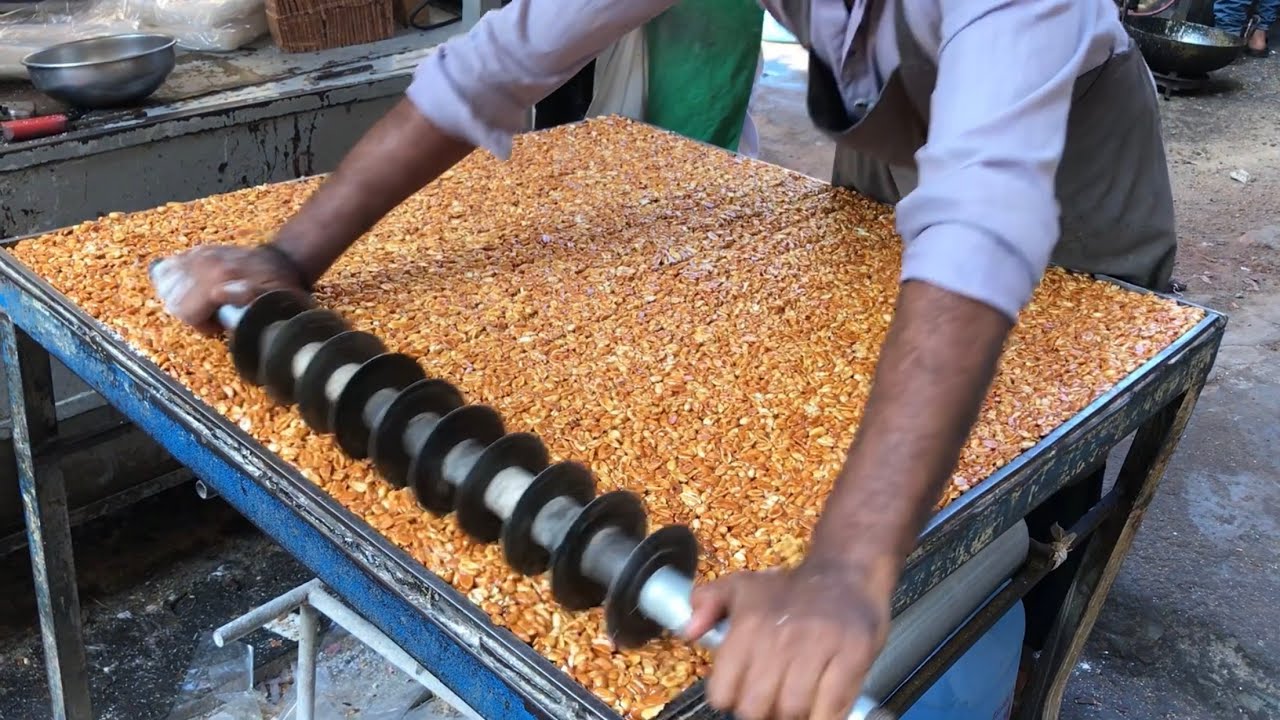Peanut chikki making skills|Amazing food processing live Moongfali ...