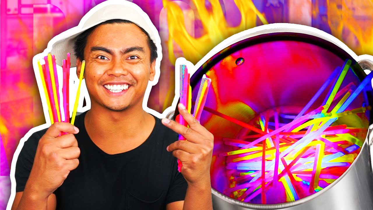Do Not Boil GLOW STICKS!! - YouTube