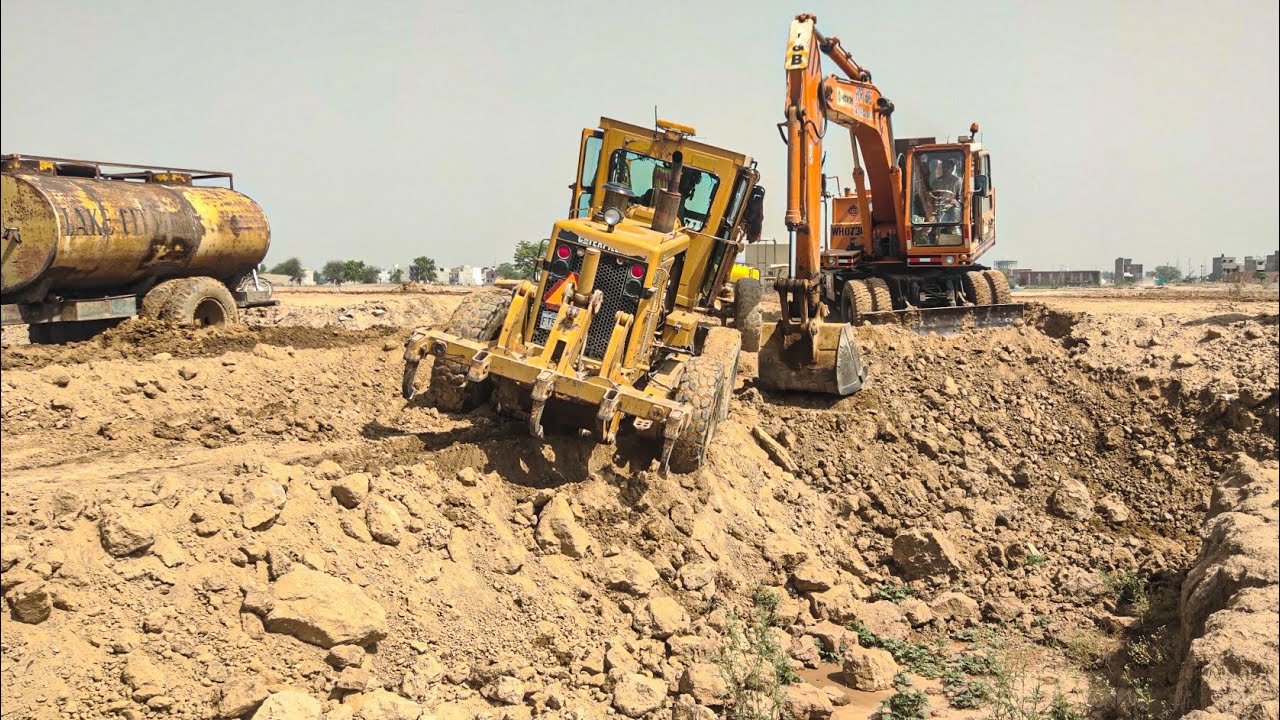 CAT Grader FAIL! Excavator RESCUE Stuck Grader || Will it SURVIVE ...