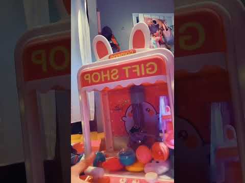 Tik tok claw machine review - YouTube