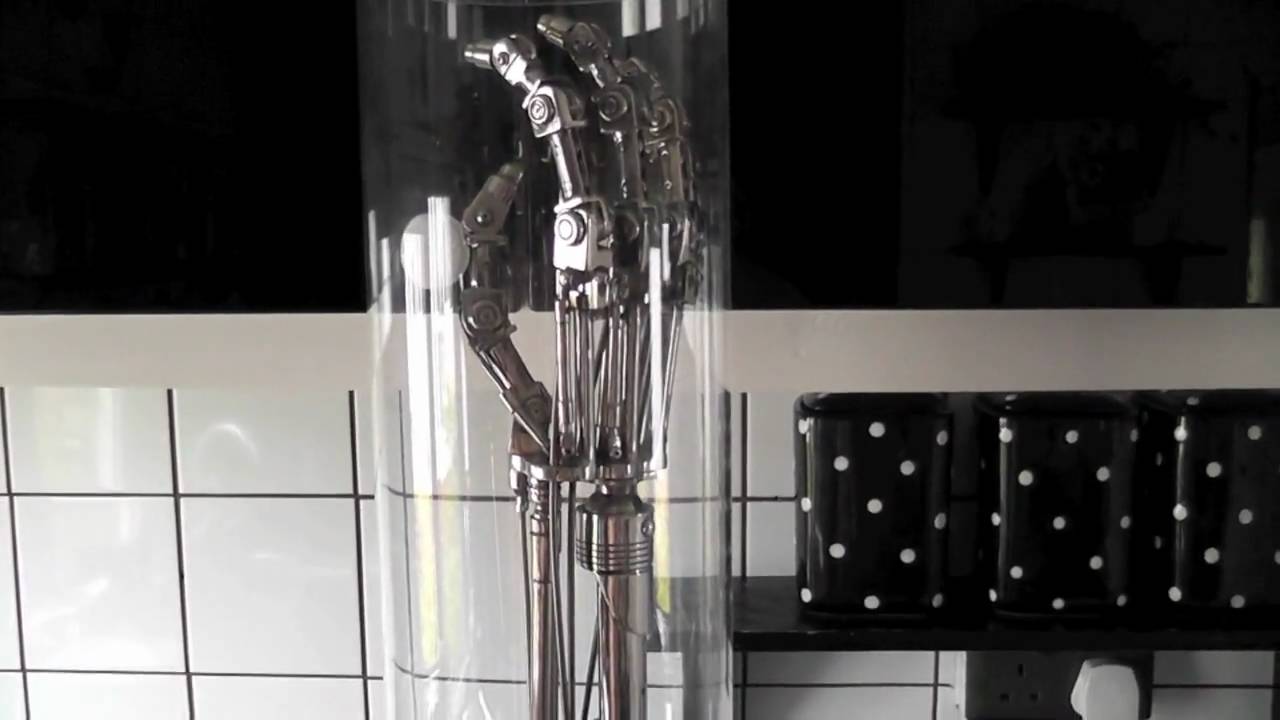 Sideshow Terminator 2 1:1 T-800 Endo Arm Part 2 - YouTube